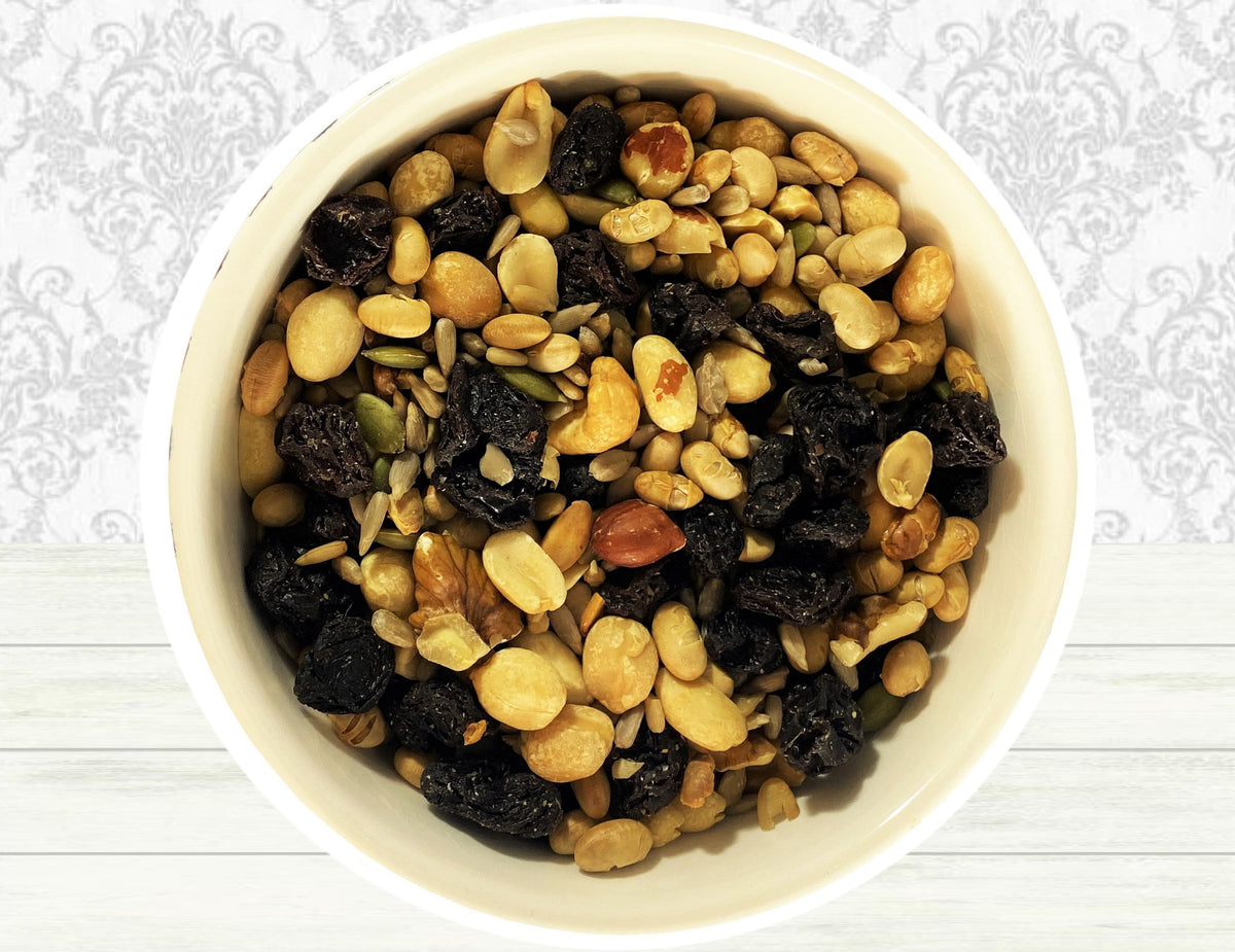 Deluxe Raisin Nut Mix | We R Nutty